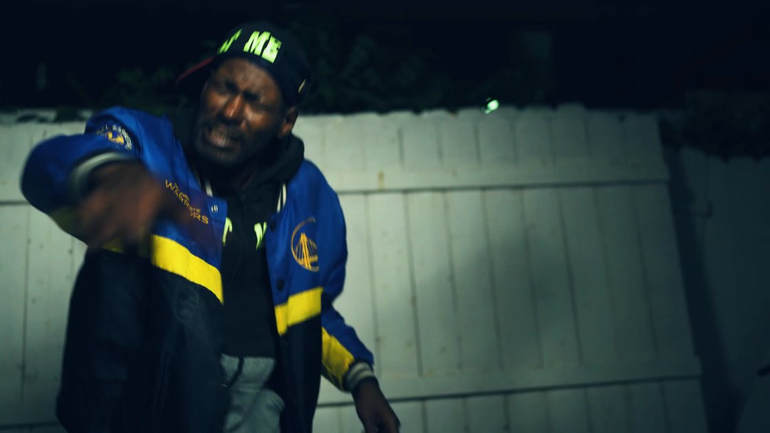 Riding round - DistroVid Gallery