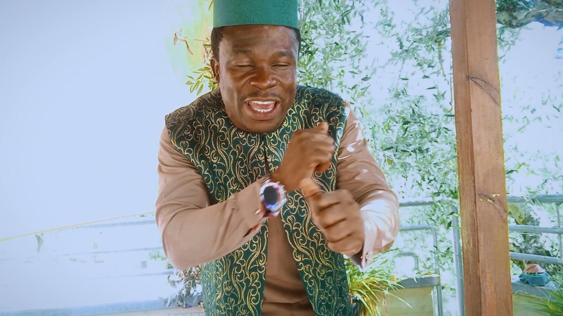 UYIO EMEM - DistroVid Gallery